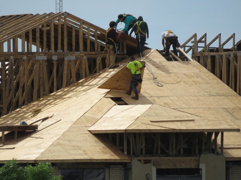 Roof Decking & Sheathing: Useful Information Guide